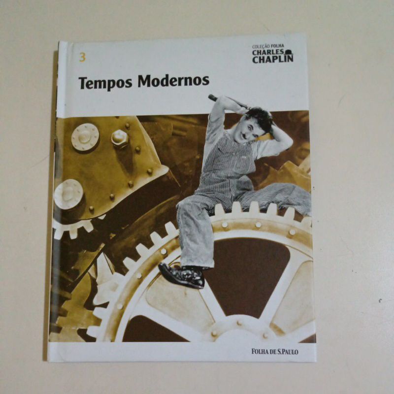 Tempos Modernos - coleção folha - Charles Chaplin | Shopee Brasil
