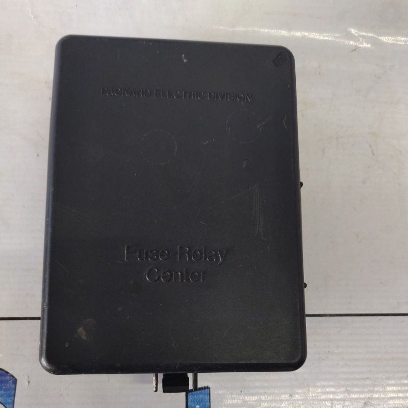 tampa caixa fusível S10 blazer 01 A 11 12162365 original | Shopee Brasil
