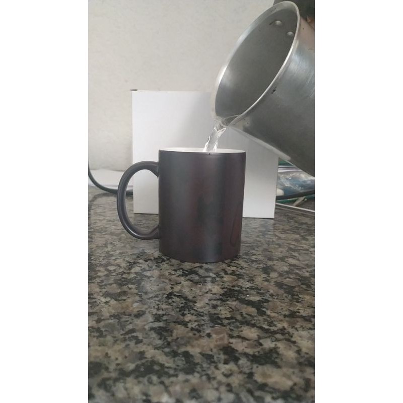 Caneca Mágica Personalizada Revel a Imagem Com Liquido Quente | Shopee ...