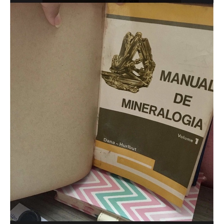Livro Manual De Mineralogia Vol. 1 - Dana&Hurlbut | Shopee Brasil