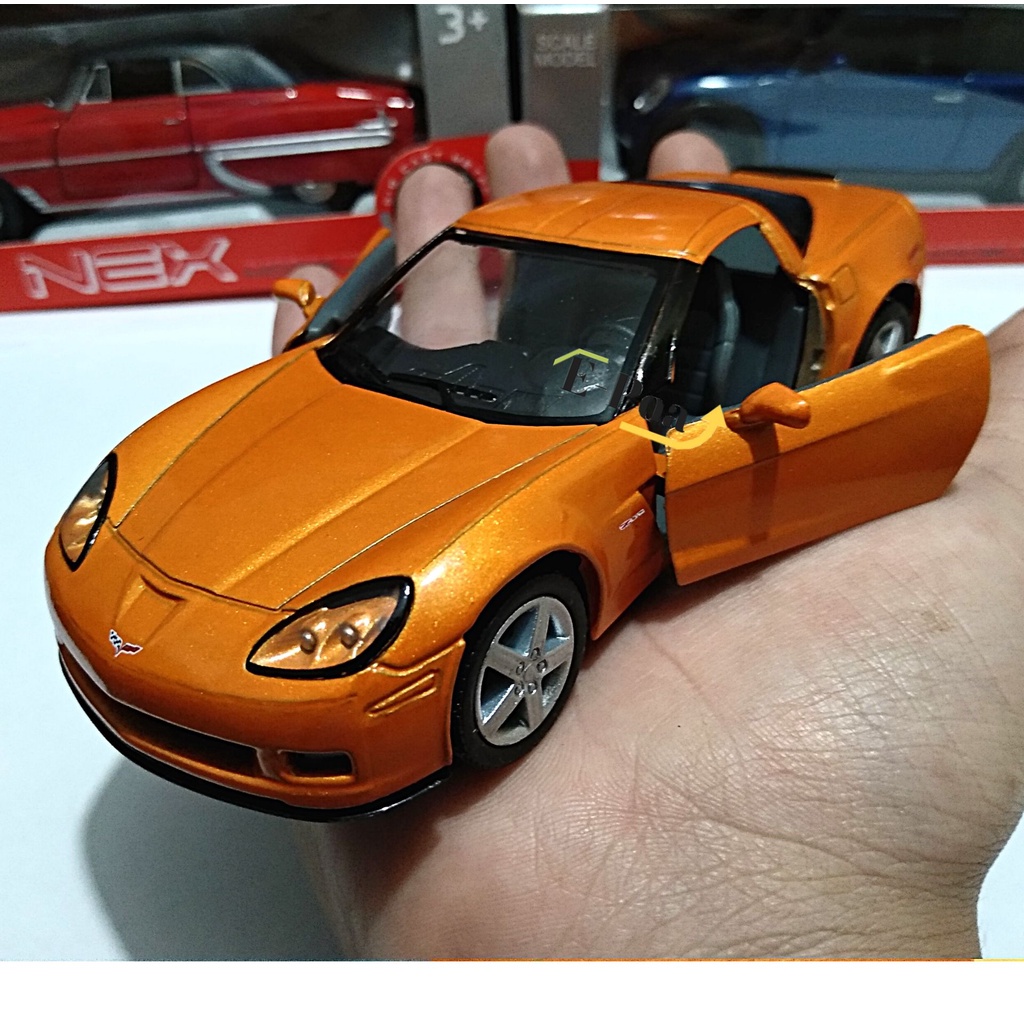 Carrinho Kinsmart Chevrolet Corvette C6 Z06 - 2007 Detalhado Diecast ...
