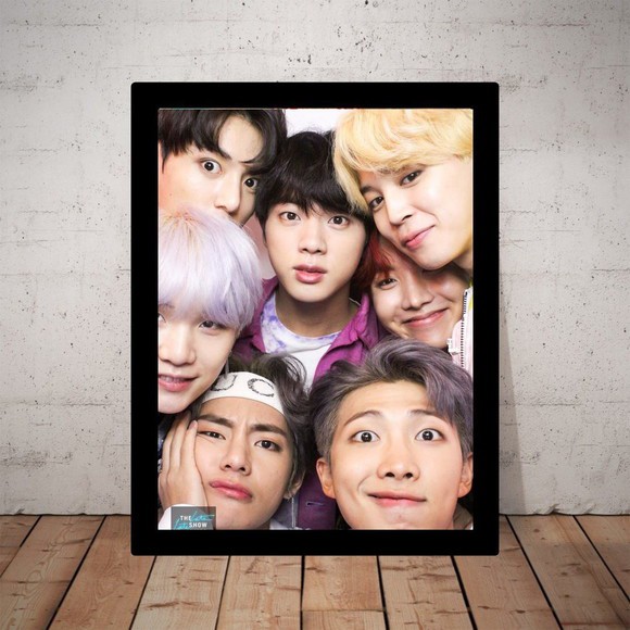 Quadro Poster BTS | Shopee Brasil