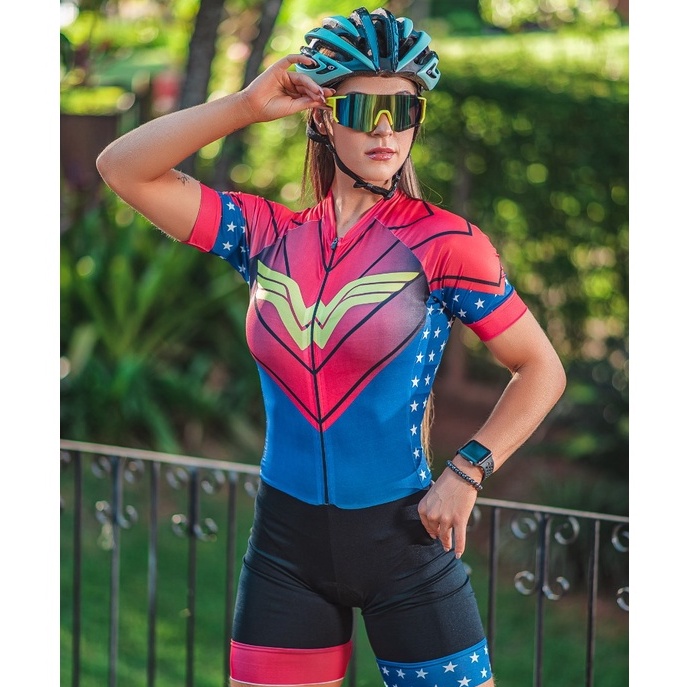 Macaquinho de Ciclismo Feminino Mulher Maravilha Estrelas Forro em GEL Manga Curta | Shopee Brasil