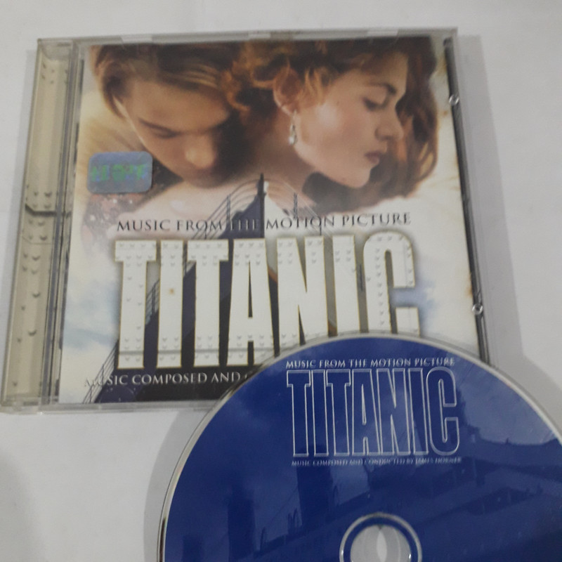 Cd - TITANIC - Soundtrack - Trilha Sonora Original | Shopee Brasil
