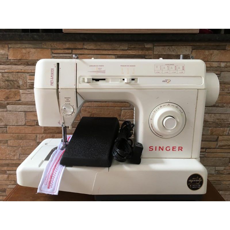 Máquina de costura Singer Pret a Porter 110v usada | Shopee Brasil