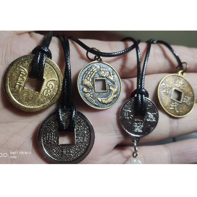 Colar moeda chinesa I Ching - Feng Shui - Riqueza e prosperidade ...