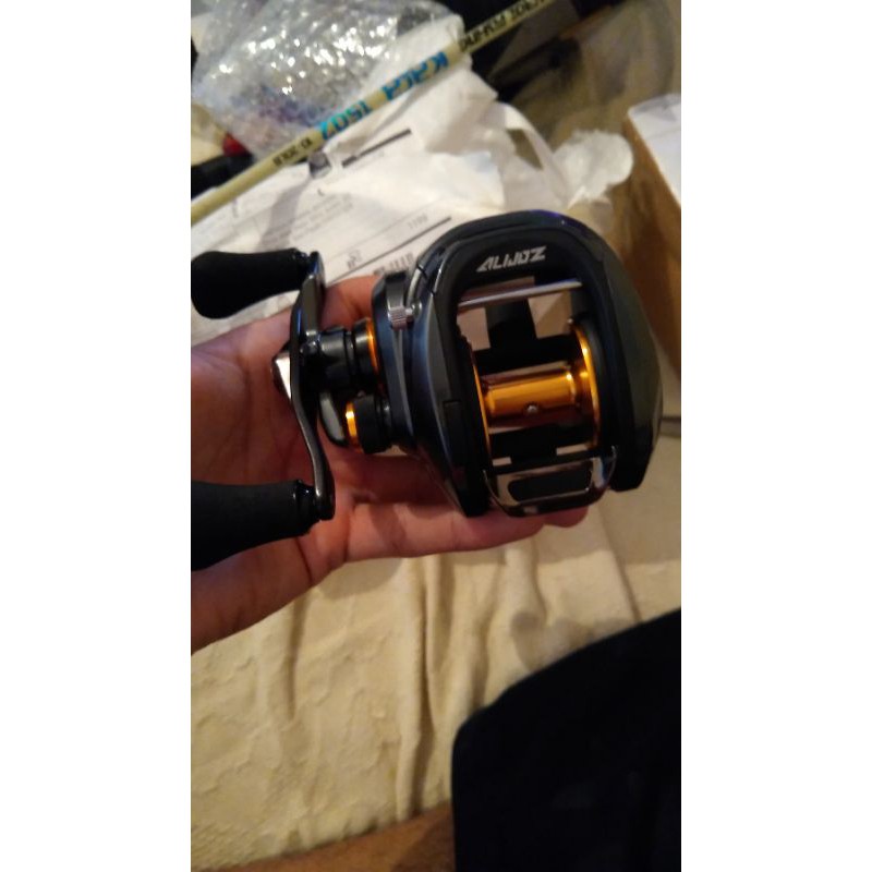 carretilha Alijos 300 Esquerda | Shopee Brasil