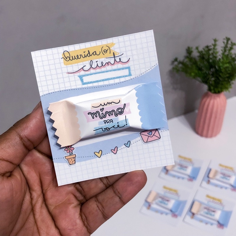 Kit 50 cartão postal + bala personalizada | Shopee Brasil
