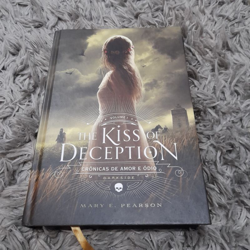 LIVRO THE KISS OF DECEPTION DE MARY E PEARSON | Shopee Brasil