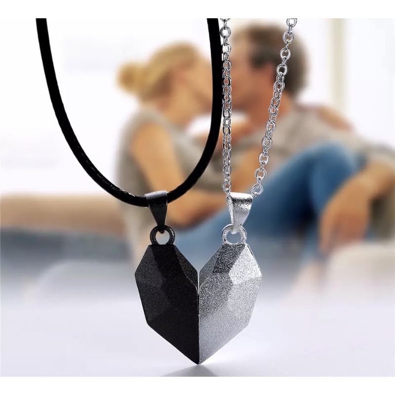 Colar duplo para casais / namorados / magnético!! | Shopee Brasil
