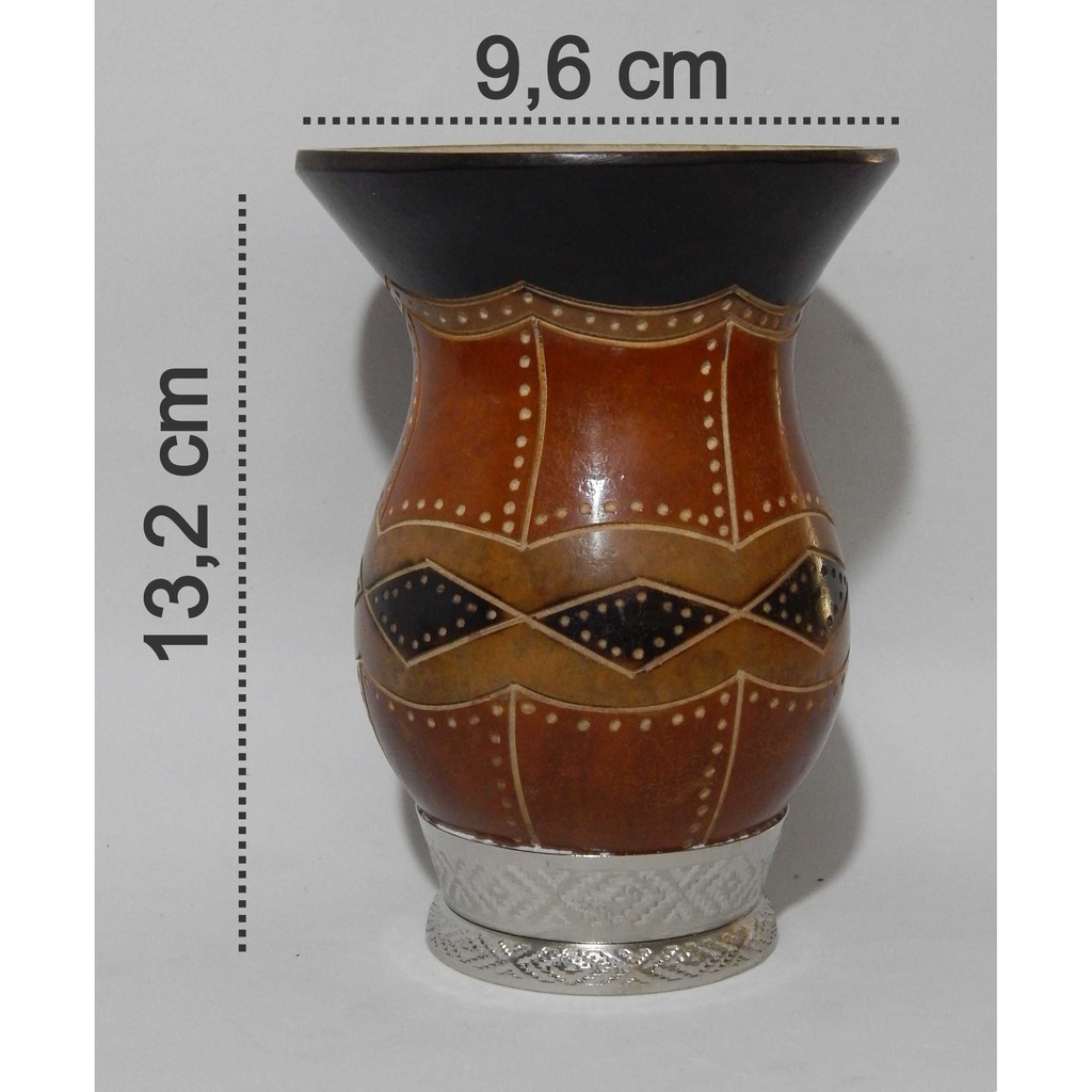 Cuia chimarrão cores / Preta / Vermelha com pé metal | Shopee Brasil