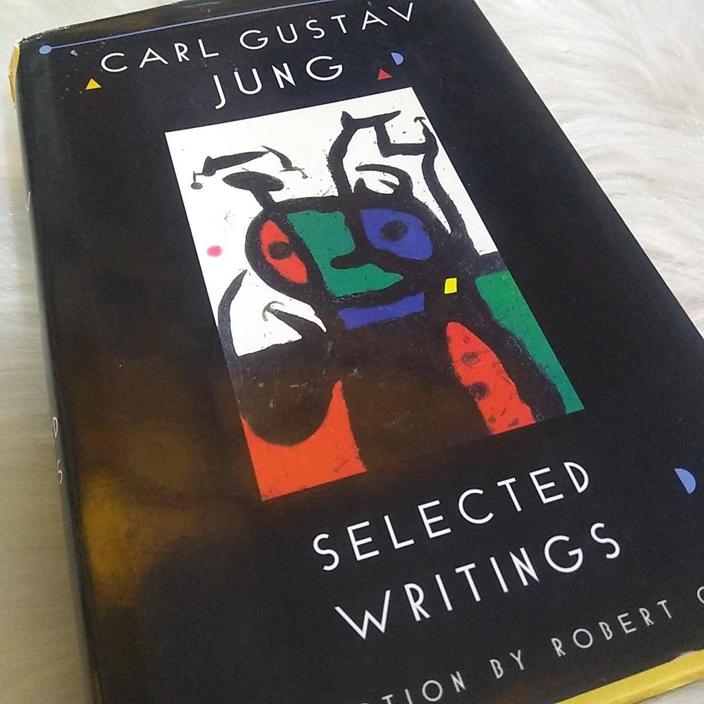 Livro em Ingles Selected Writings Carl Gustav Jung | Shopee Brasil