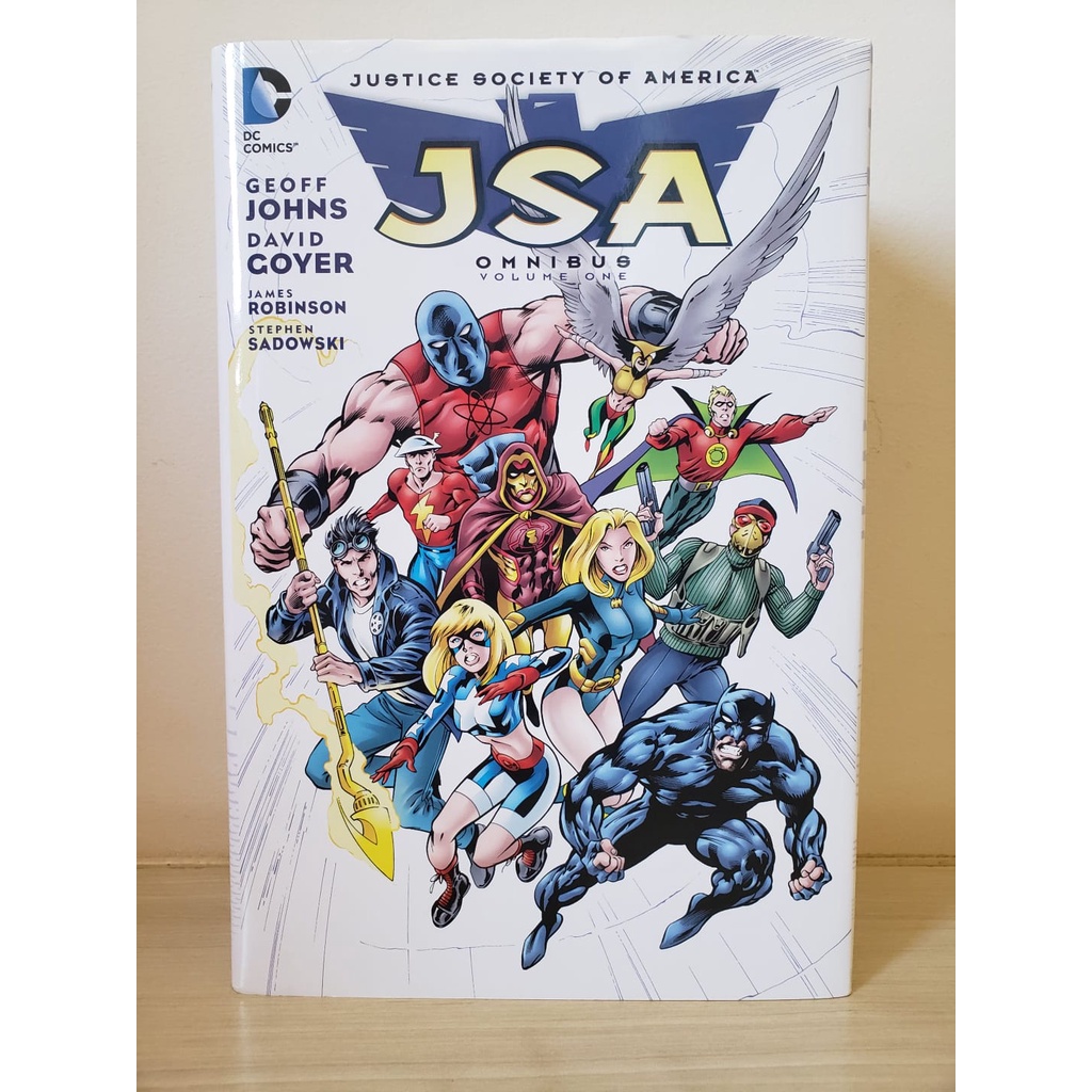 JSA Justice Society of America Omnibus 1 por Geoff Johns autografado ...