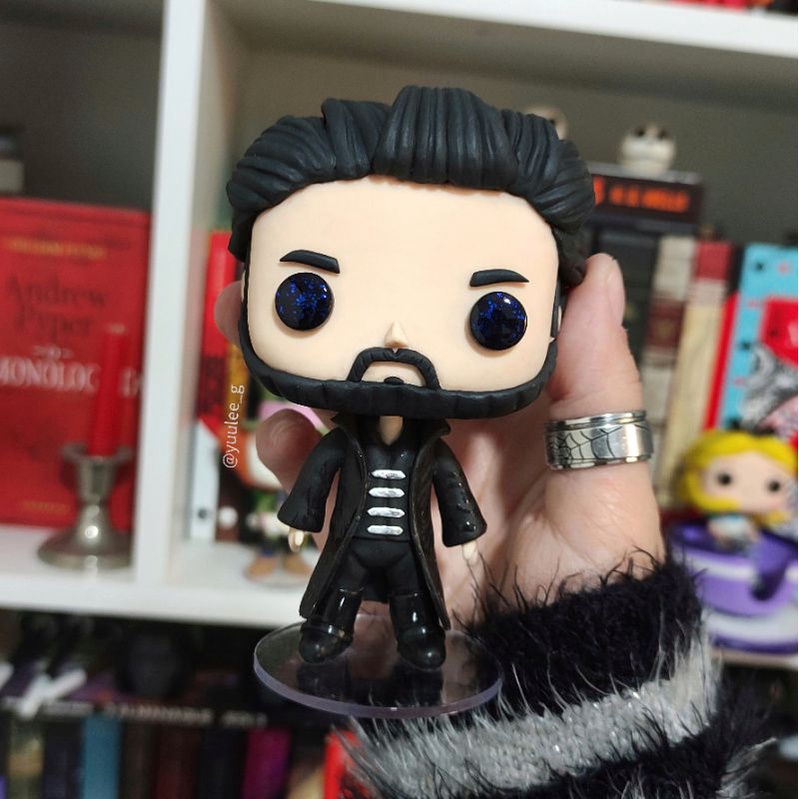 Funkopobre | Darkling | Funko Pop | em Biscuit | Shadow and Bone ...