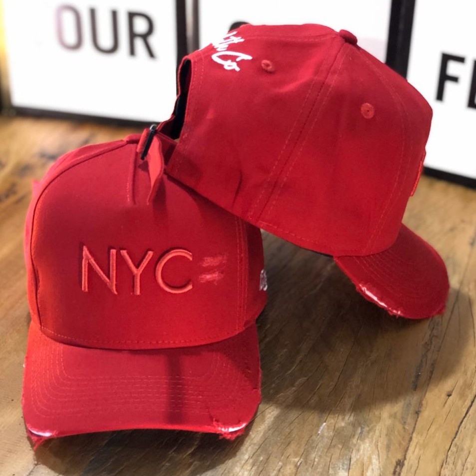 Boné NYC rasgado ANTH.CO Fitão , New York City Premium Vermelho ...