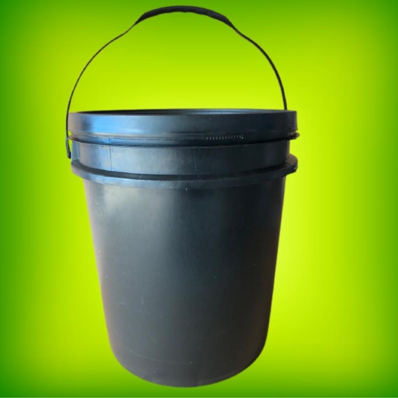 balde plastico com tampa 18 litros | Shopee Brasil