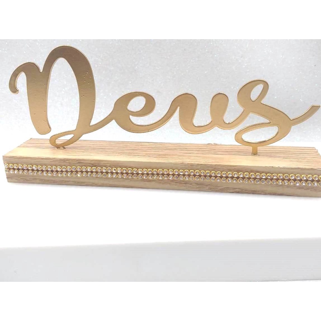 PLACA DEUS EM DOURADO COM DETALHES NA BASE COM STRASS DOURADO - LINDO | Shopee Brasil