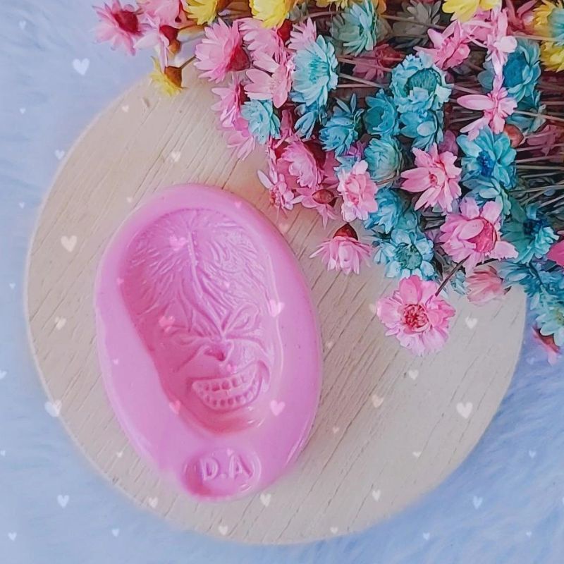 Molde Forma de Silicone Rosto Hulk para decorar - cód 192 | Molde ...