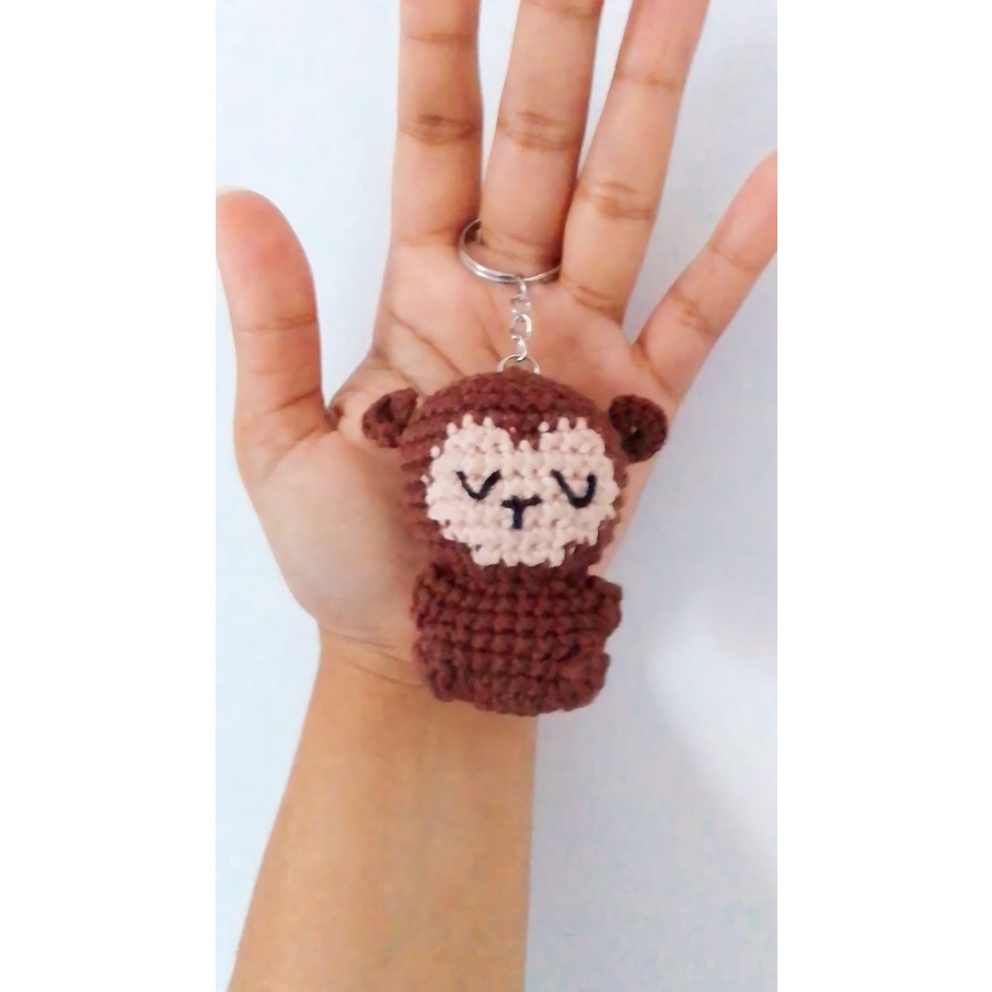 Chaveiro amigurumi - macaquinho | Shopee Brasil