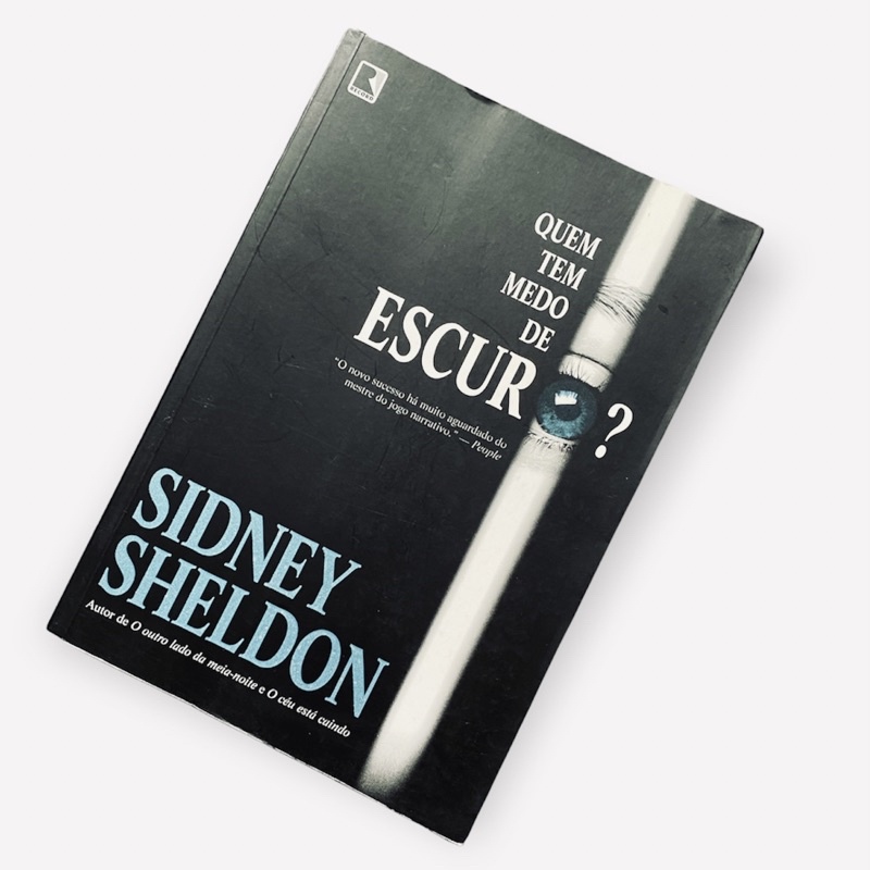 Livro Quem tem medo de escuro? - Sidney Sheldon | Shopee Brasil Livro Quem tem medo de escuro? - Sidney Sheldon | Shopee Brasil