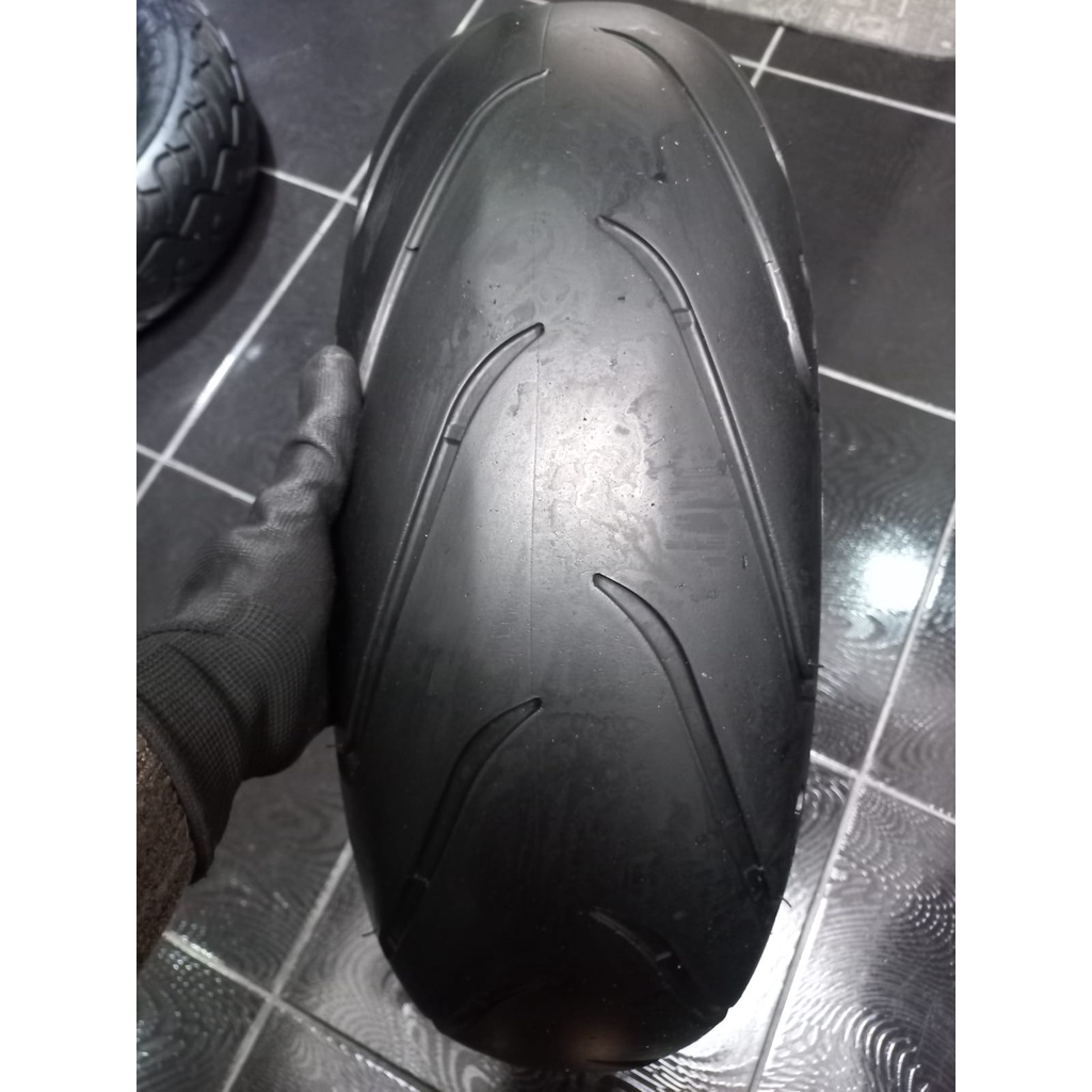 Pneu Harley-Davidson Scorcher 11 Michelin 200/55-17 | Shopee Brasil