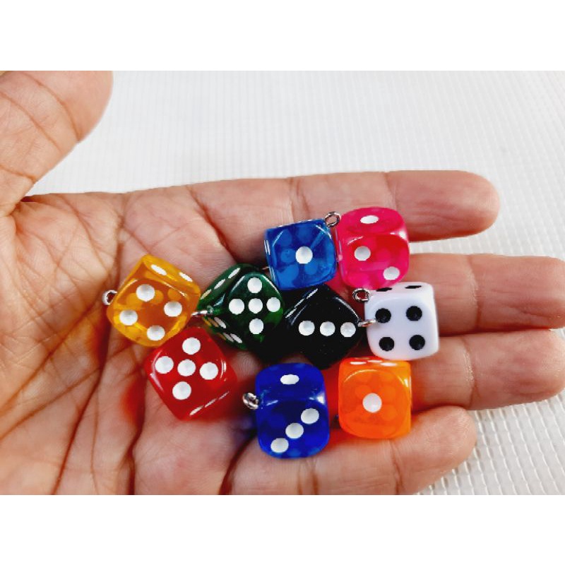 Pingente dados colorido dado com 6 unidades em pares - Escorrega o Preço
