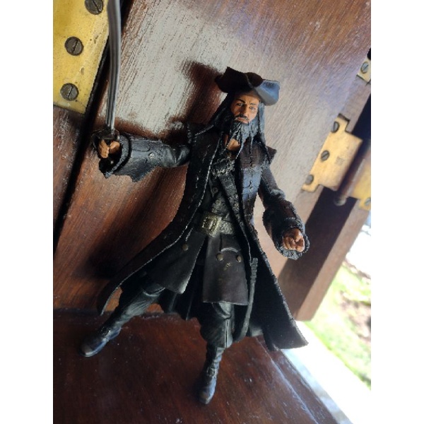 Boneco Piratas do Caribe (Barba Negra) | Shopee Brasil
