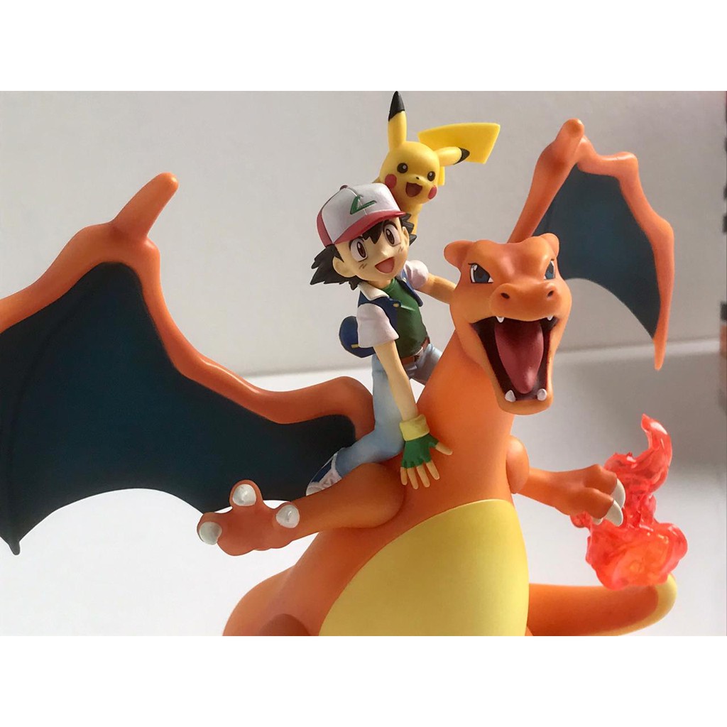 Ash & Pikachu & Charizard GEM | Shopee Brasil