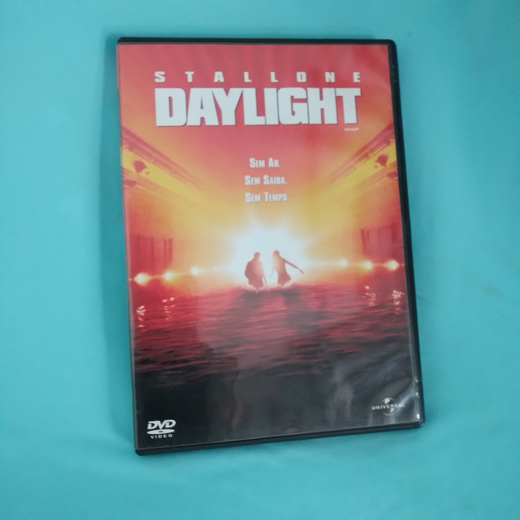 DVD - DAYLIGHT - Stallone | Shopee Brasil