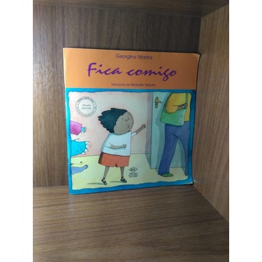 Livro - Fica Comigo | Shopee Brasil