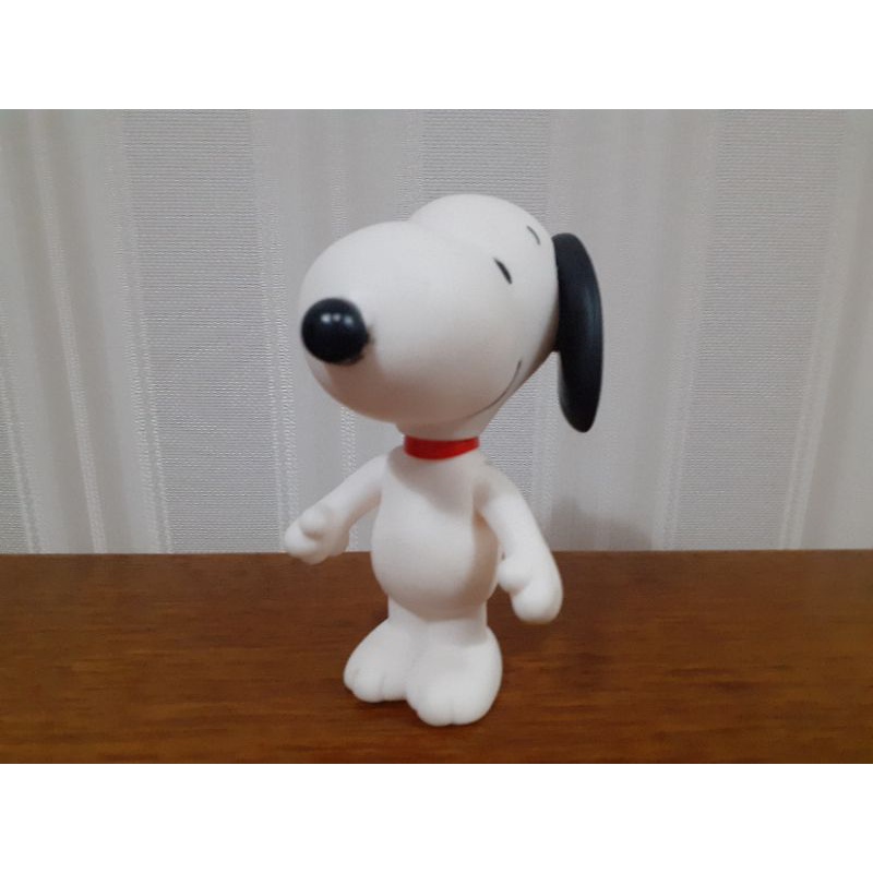 Boneco de Vinil snoopy peanuts marca líder 12cm | Shopee Brasil