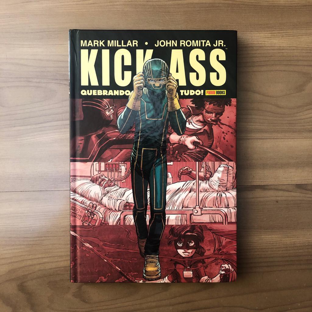 Kick-Ass - Volume 1 - Capa Dura - Editora Panini - Faz a Boa!
