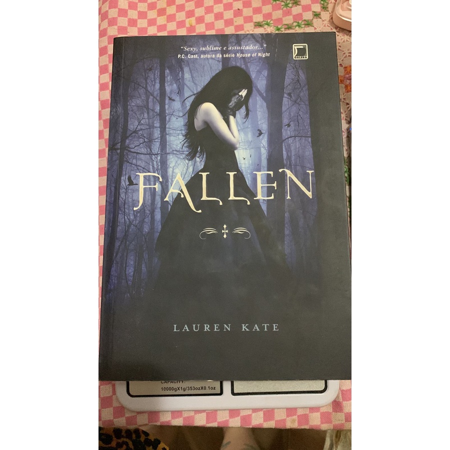Fallen - Lauren Kate | Shopee Brasil