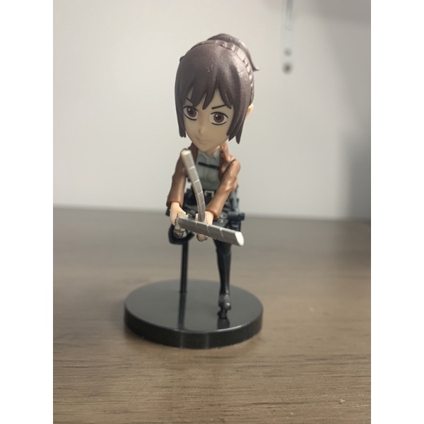 Figures Atack On Titan ( Hange - Sasha) | Shopee Brasil