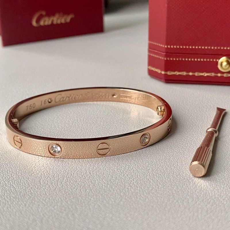 Três cores Cartier conjunto pulseira de ouro com quatro diamantes ...