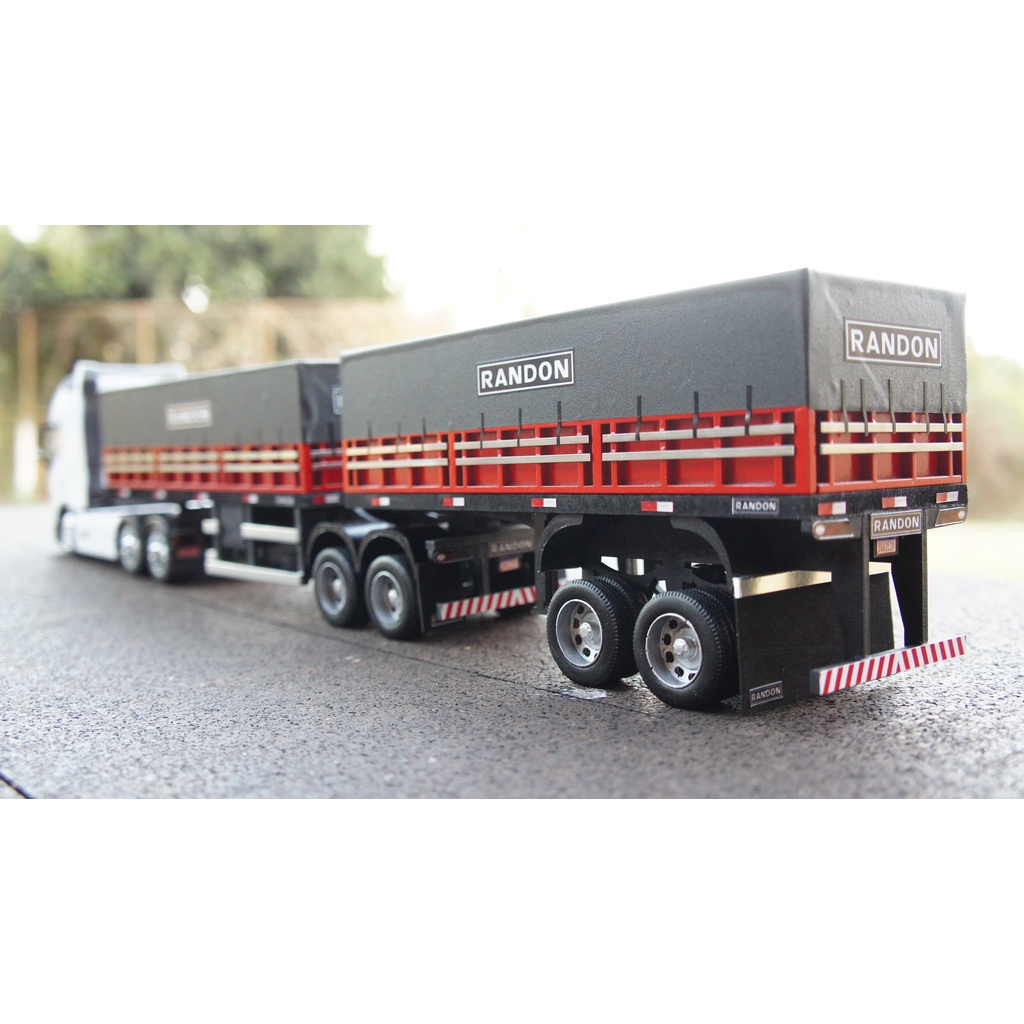 Miniatura Carreta graneleira bitrem 2x2 escala 1:32 serve em cavalos ...