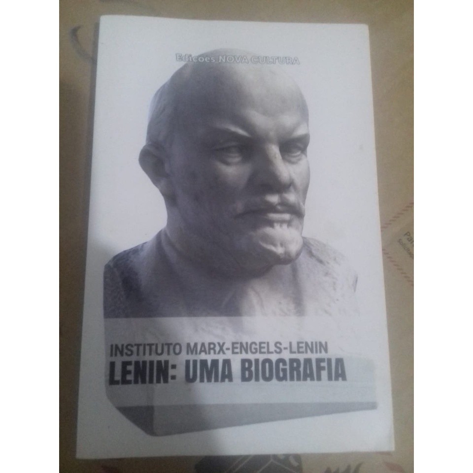 Lenin: Uma Biografia | Shopee Brasil