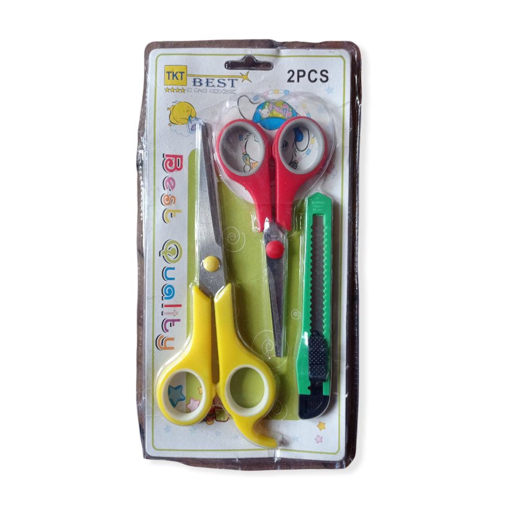 Kit 2 Tesouras coloridas e um Estilete | Shopee Brasil Kit 2 Tesouras coloridas e um Estilete | Shopee Brasil