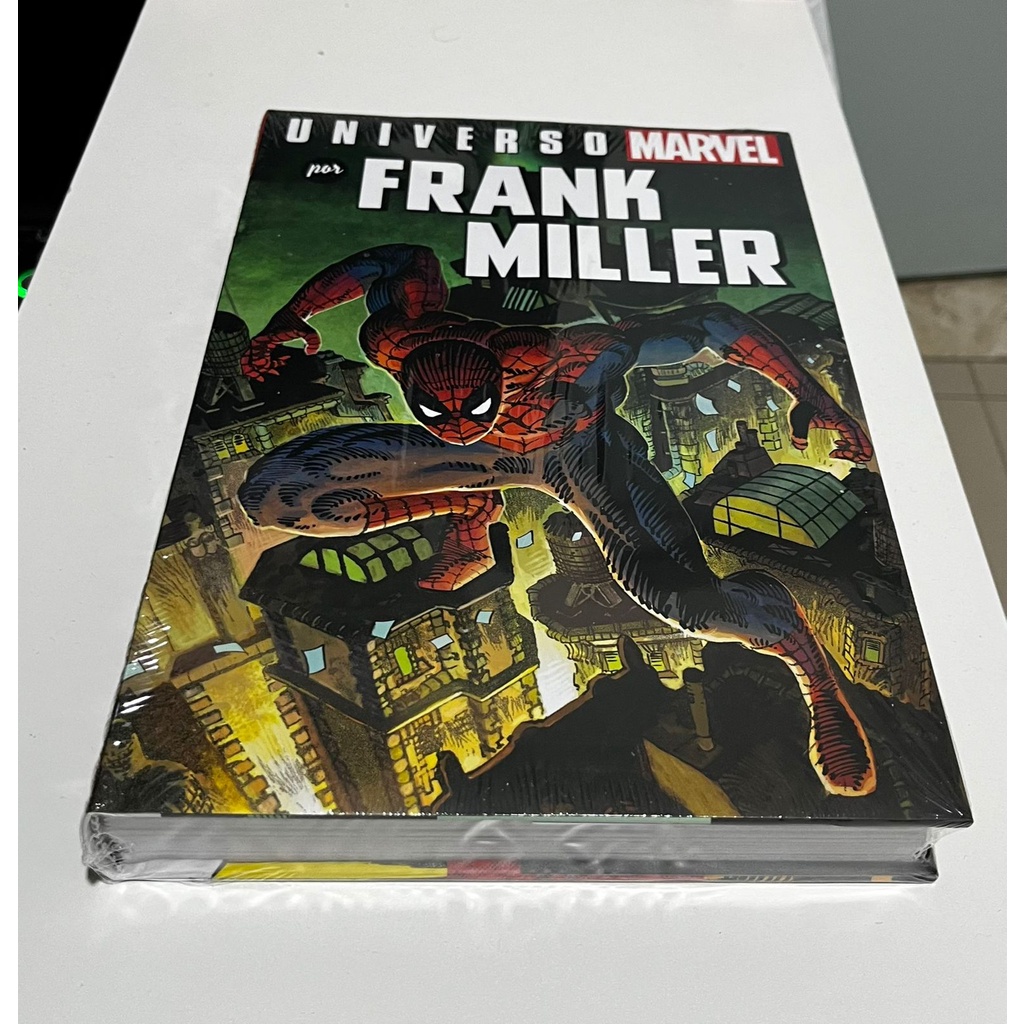 Universo Marvel Por Frank Miller | Shopee Brasil