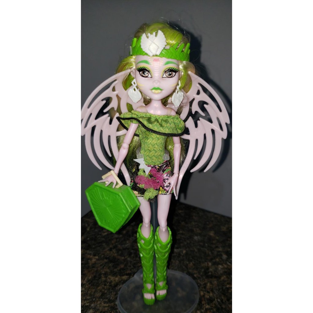 Monster High Batsy Claro | Shopee Brasil
