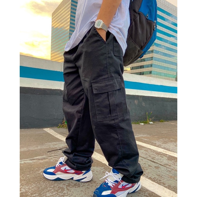 Calça Cargo Preta E Verde De Sarja Estilo Skate Larga Escorrega O Preço