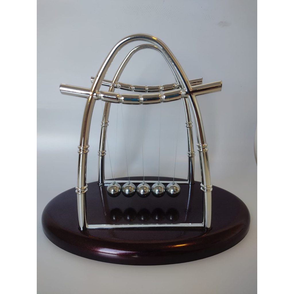 Pendulo De Newton Enfeite Decoracao Mesa Escritorio Sala | Shopee Brasil