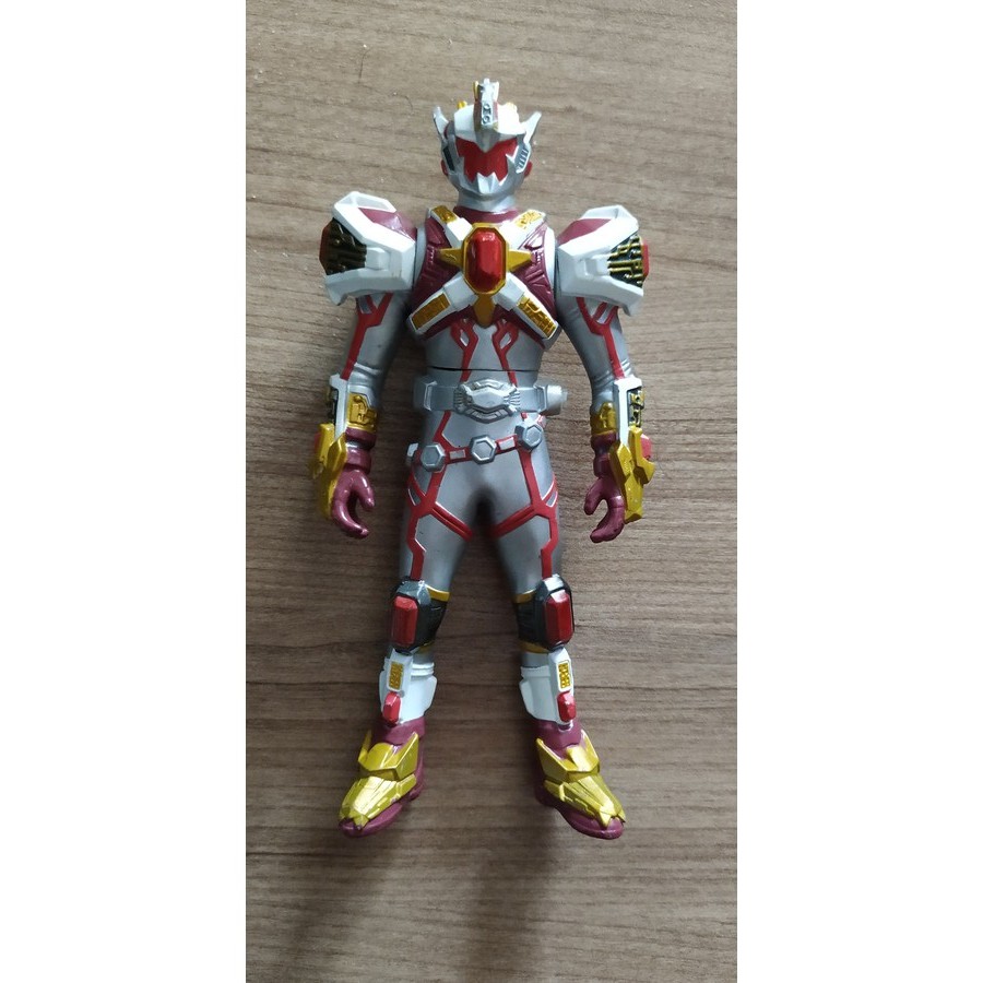 Boneco Ryukendo - Madan Senki | Shopee Brasil