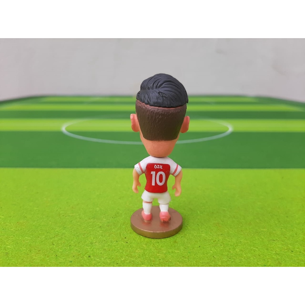 Estatua De Ozil Mini Craque Do Mesut Ozil Arsenal Soccerwe Kodoto