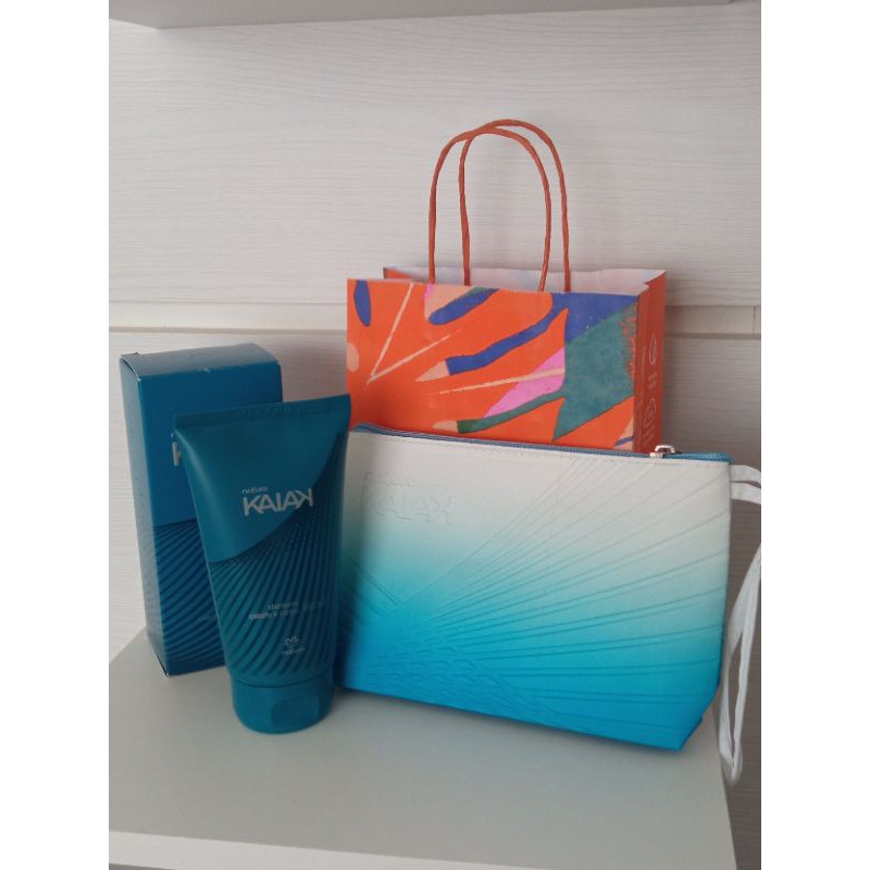 Kit kaiak presente shampoo cabelo e corpo+ necessaire+amostra perfume ...