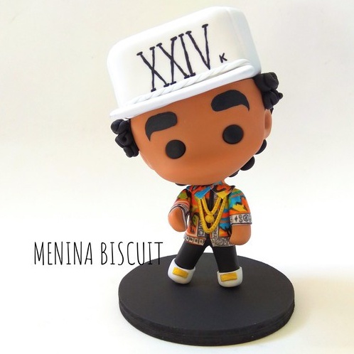 Bruno Mars 24k Toy Art (Boneco) Colecionável em biscuit | Shopee Brasil