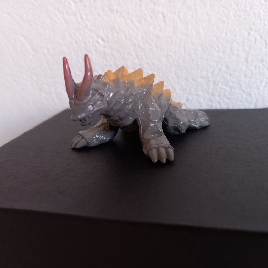 Gashapon Gakuma Ultraman Bandai Original | Shopee Brasil