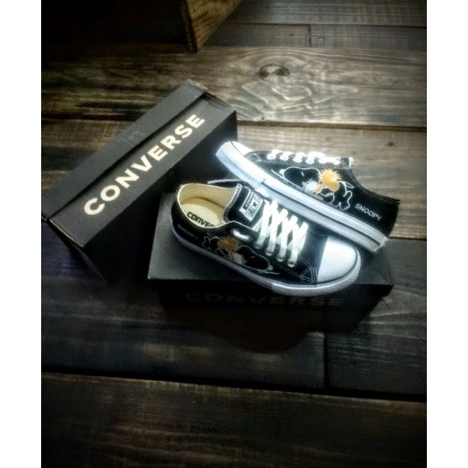 All Star Snoopy | Shopee Brasil