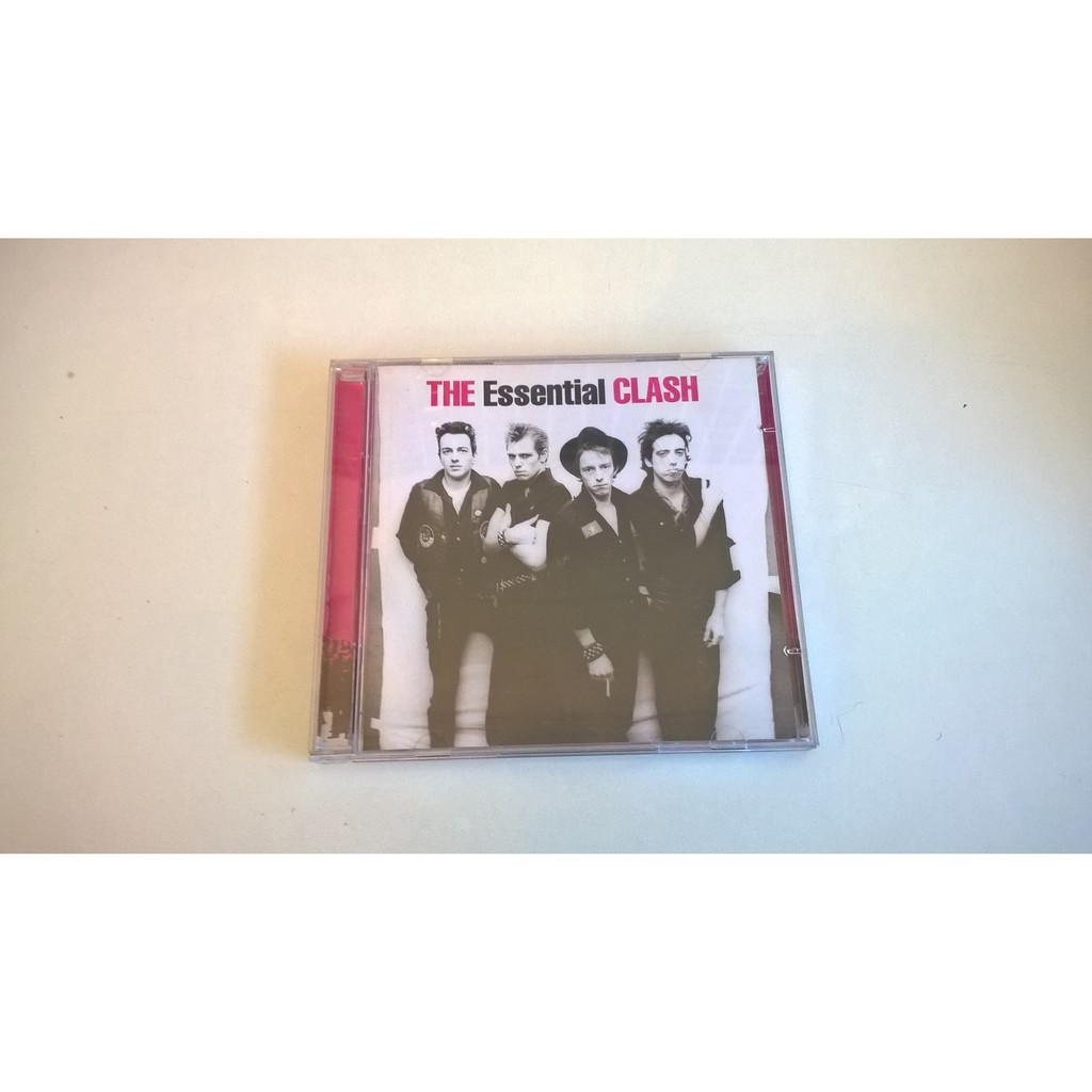 Cd the essential Clash - IMPORTADO DUPLO | Shopee Brasil
