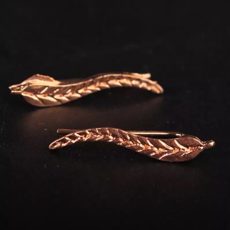 Brinco Orelha Desenho Minimalista Pena Dourado L5321 | Shopee Brasil